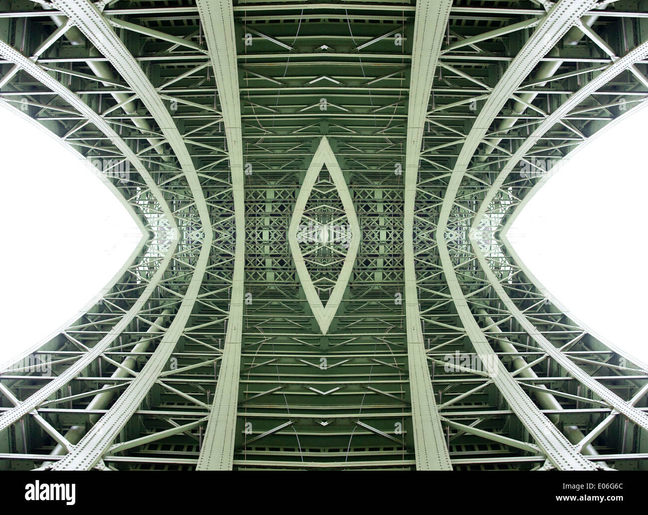 Superstructure of the bridge hi-res stock photography and images - Alamy