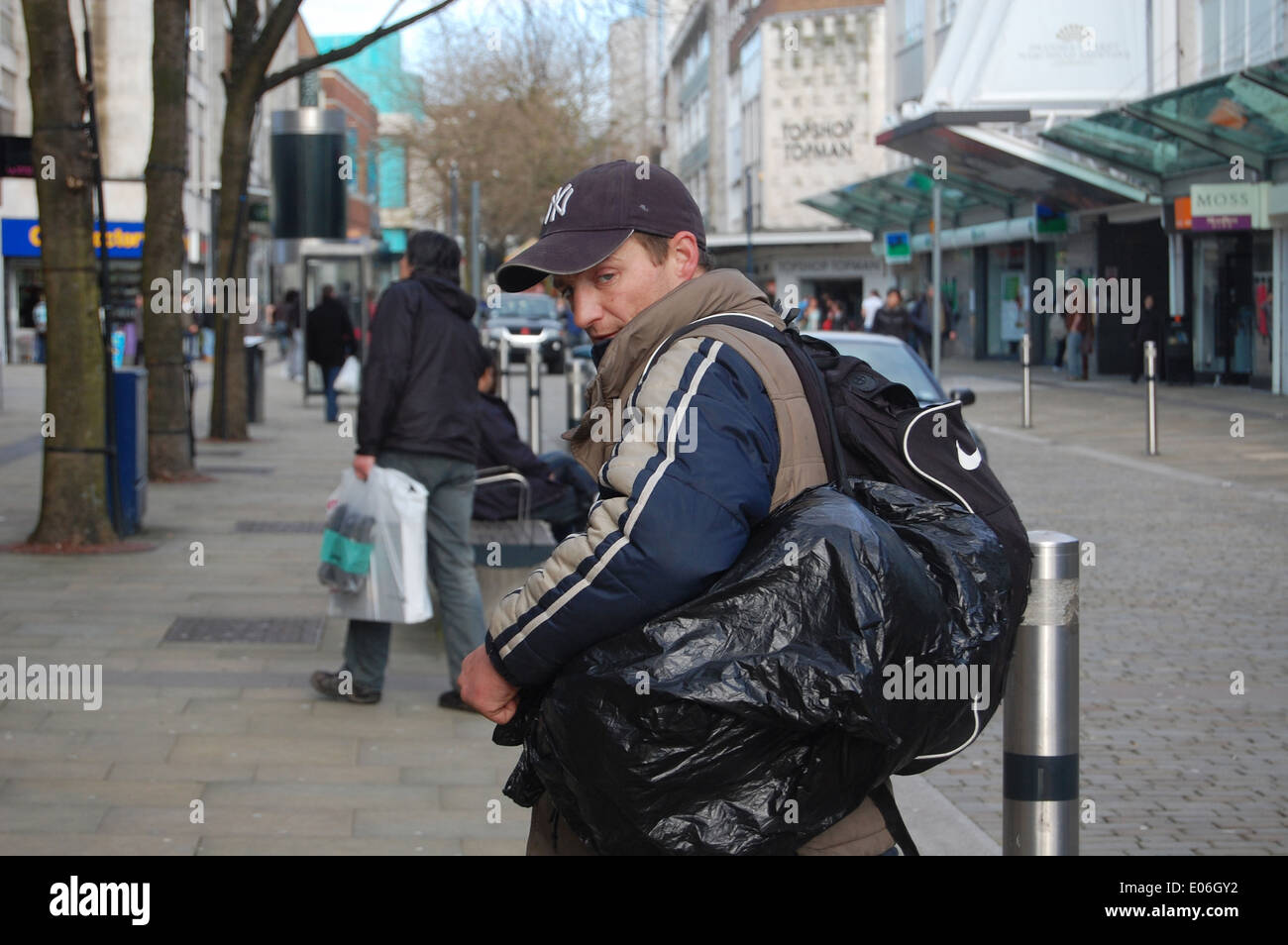 Homeless black man hi-res stock photography and images - Alamy