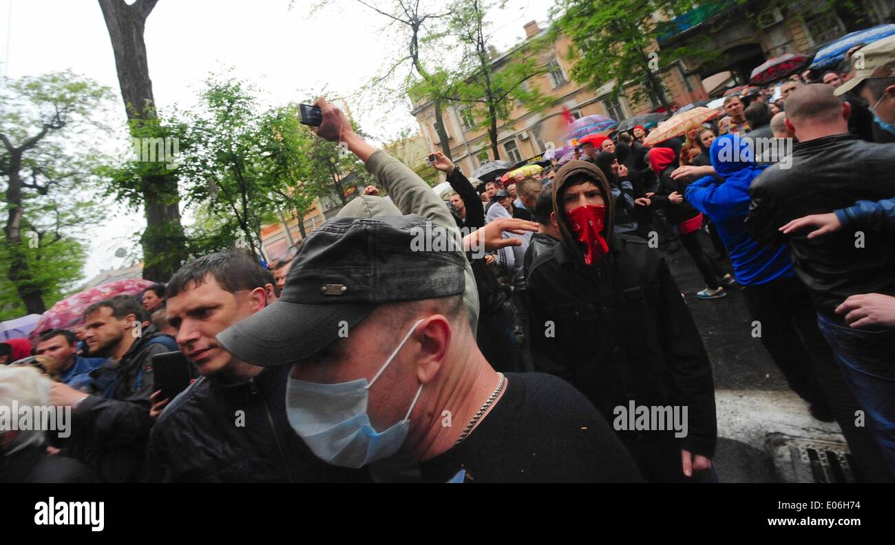 Odessa, Ukraine. 4th May, 2014. Pro-Russians attack Odessa police ...