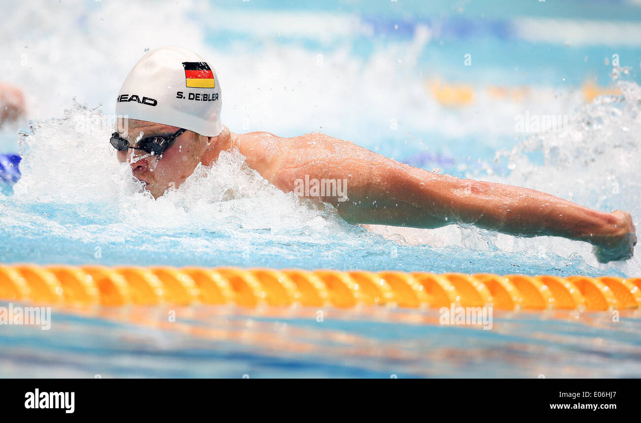 Berlin, Germany. 04th May, 2014. Steffen Deibler swims to victory ...