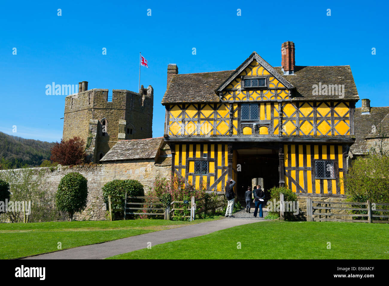 Stokesay Castle Gate House High Resolution Stock Photography and Images ...