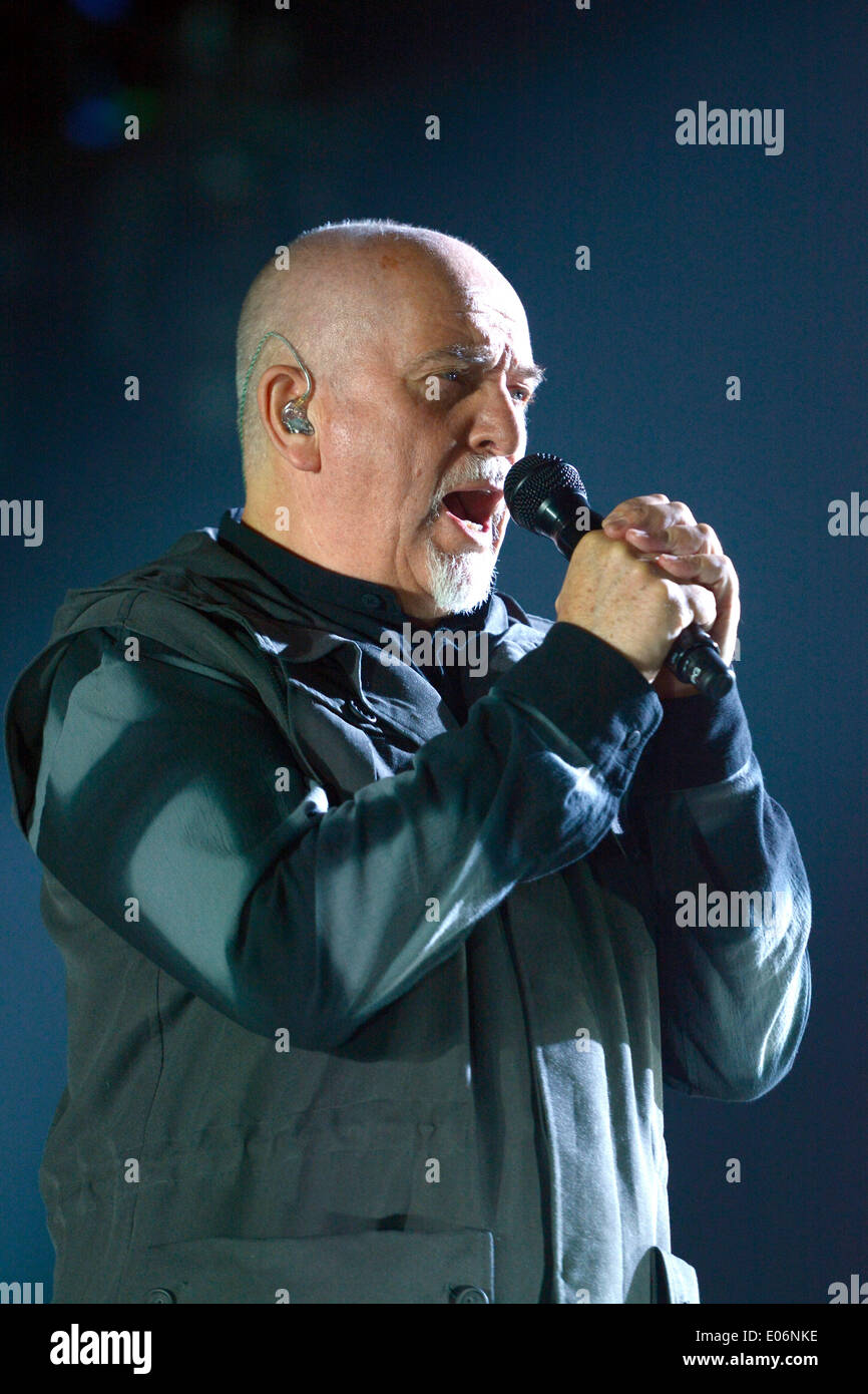 British singer Peter Gabriel performs in the TUI Arena in Hanover on 03 ...