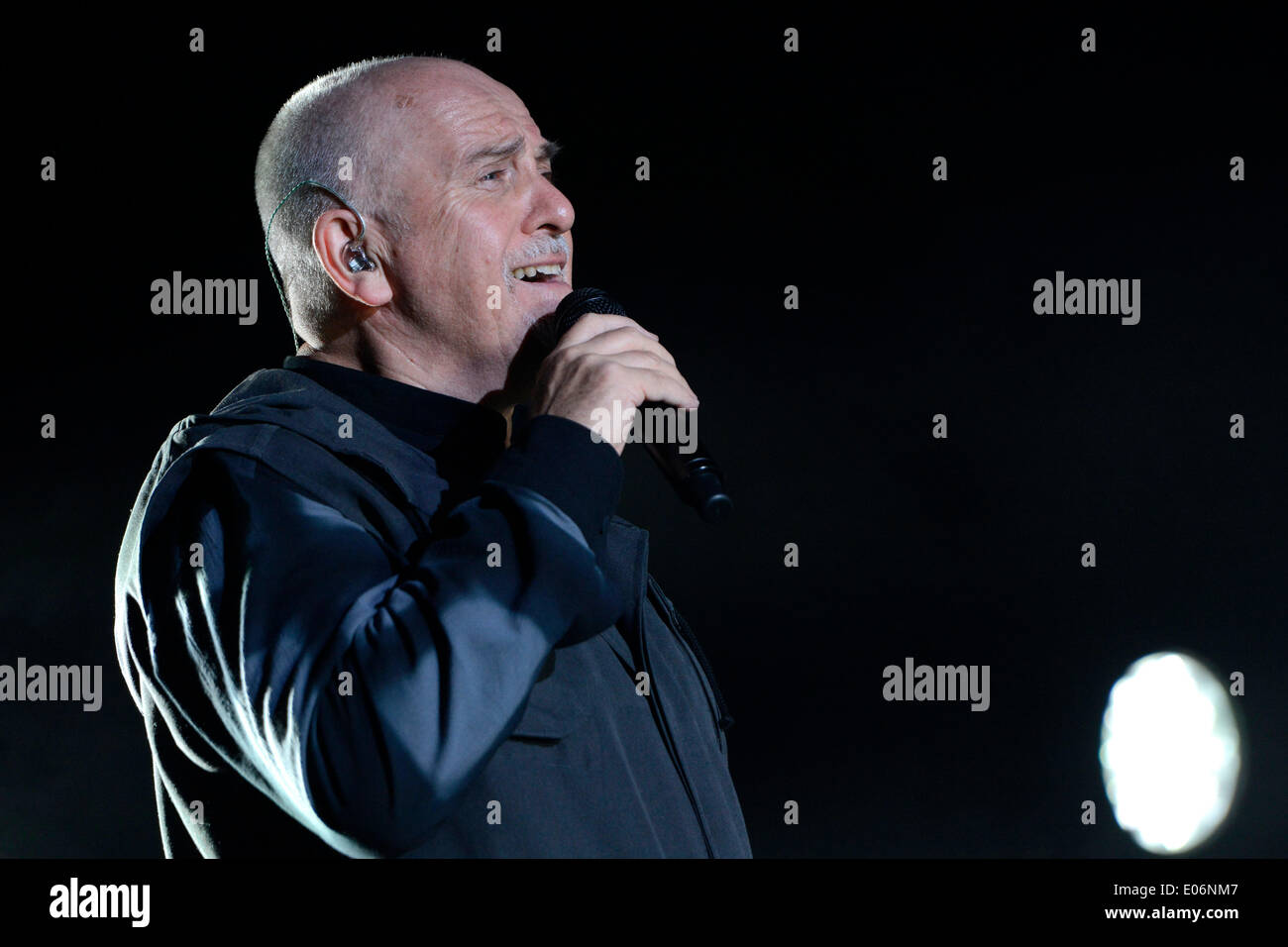 British singer Peter Gabriel performs in the TUI Arena in Hanover on 03 ...