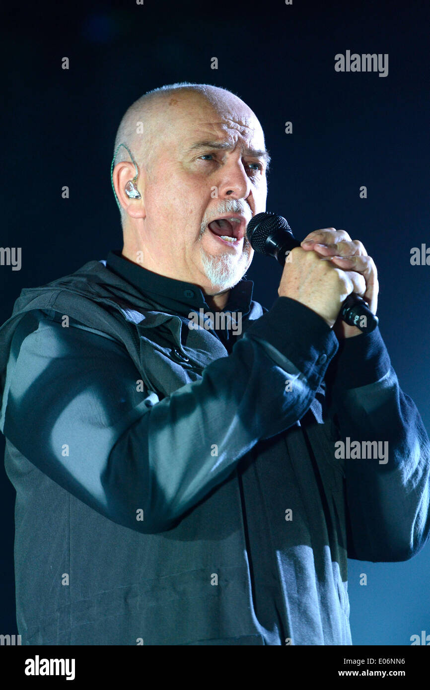 British singer Peter Gabriel performs in the TUI Arena in Hanover on 03 ...