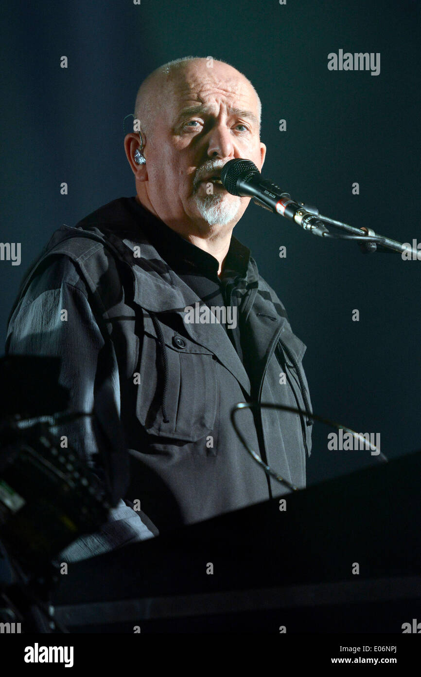 British singer Peter Gabriel performs in the TUI Arena in Hanover on 03 ...