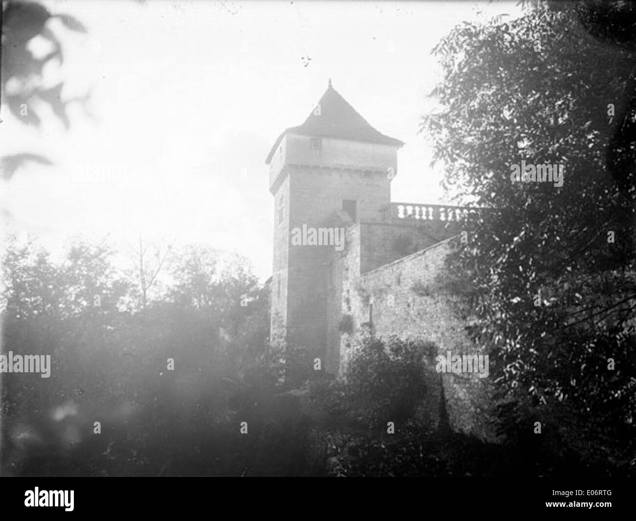 Corner tower hi-res stock photography and images - Alamy