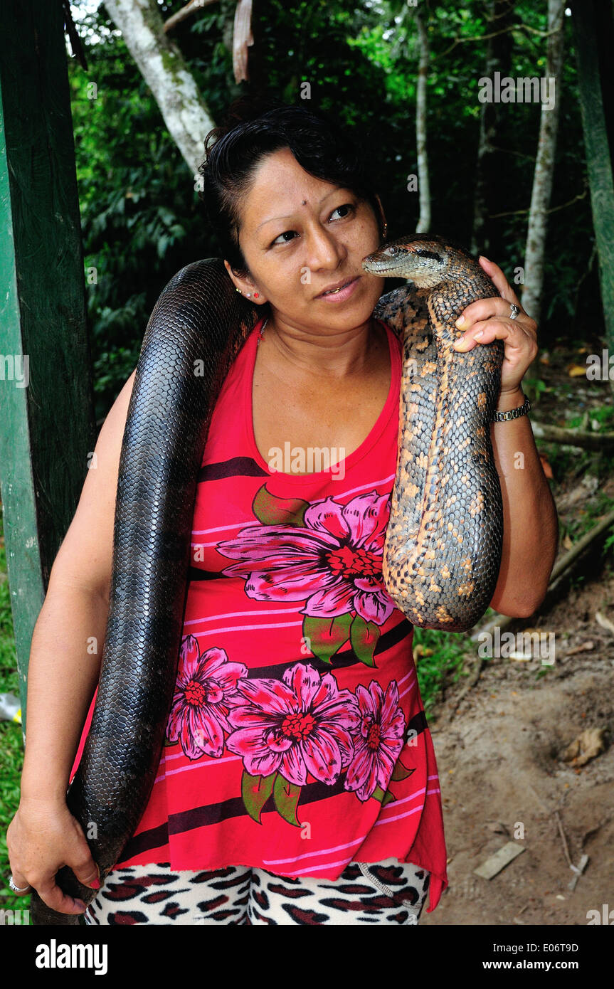 Python snake show - QUISTOCOCHA - Zoological Park in IQUITOS ...