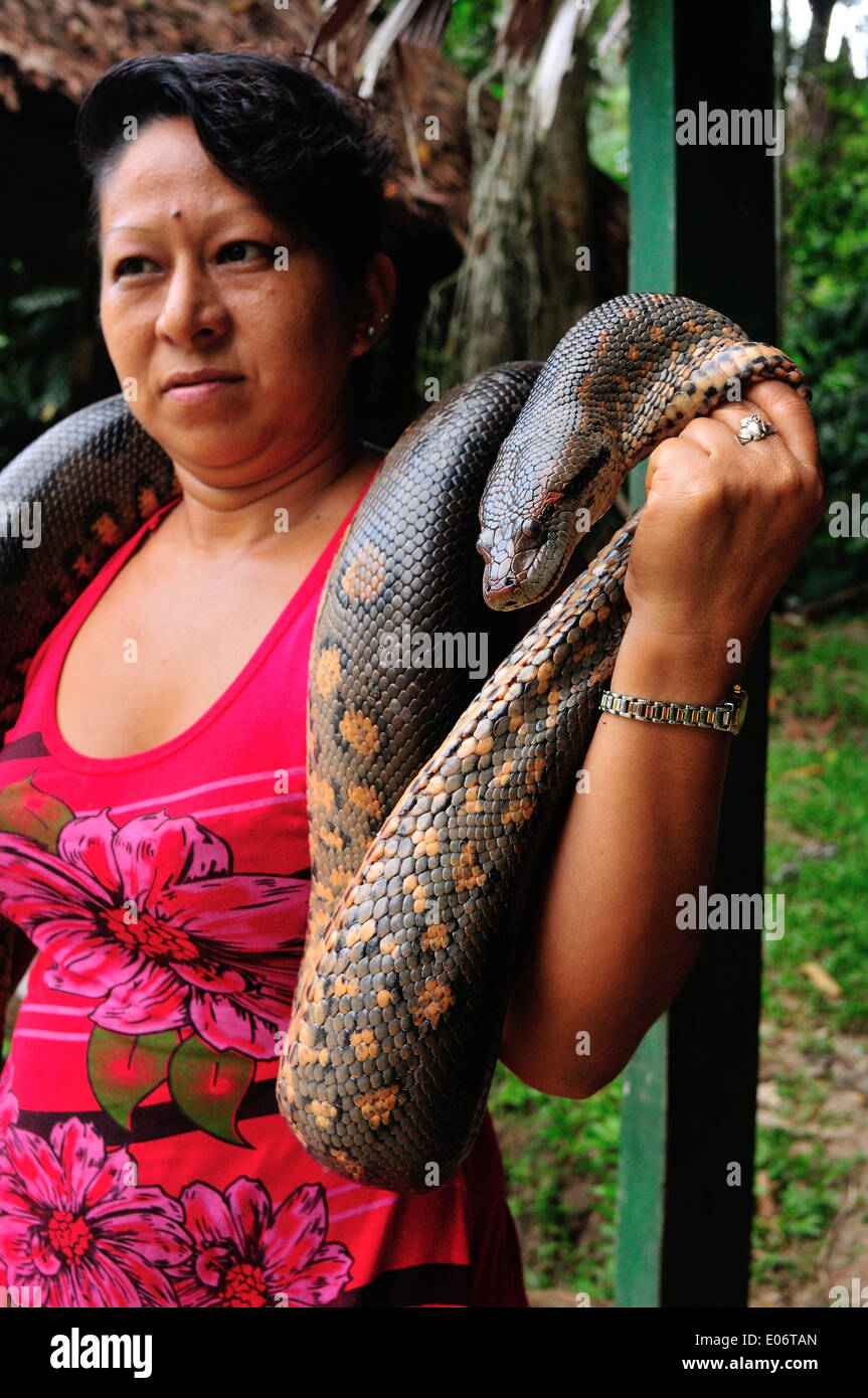 Python snake show - QUISTOCOCHA - Zoological Park in IQUITOS ...