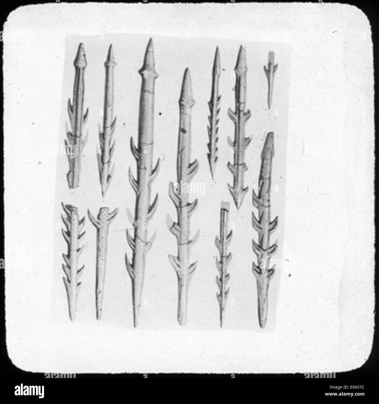 Arrows weaponry hi-res stock photography and images - Alamy