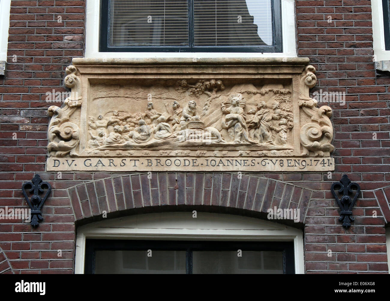 Gable stones amsterdam hi-res stock photography and images - Alamy