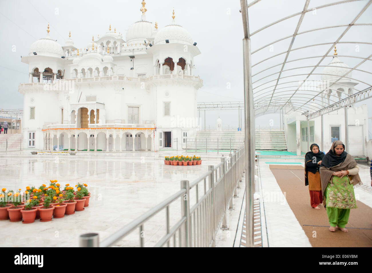 Anandpur sahib gurudwara hi-res stock photography and images - Alamy