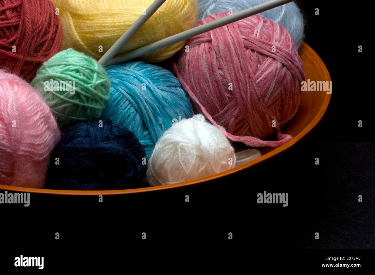 Multi yarn hi-res stock photography and images - Alamy