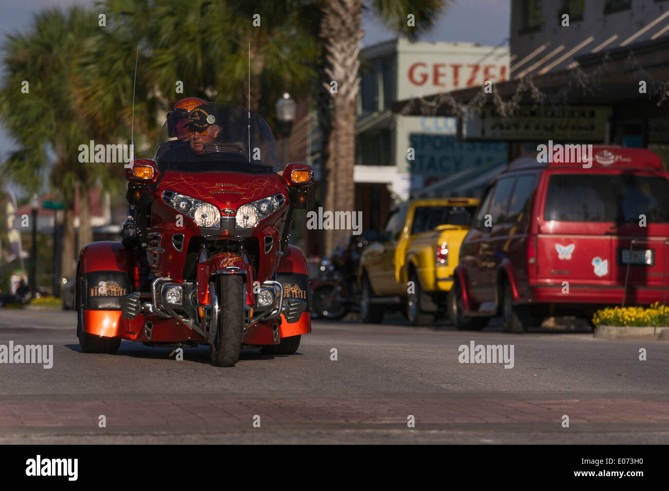 Main Street Leesburg, Florida during the 2014 Leesburg Bikefest annual ...