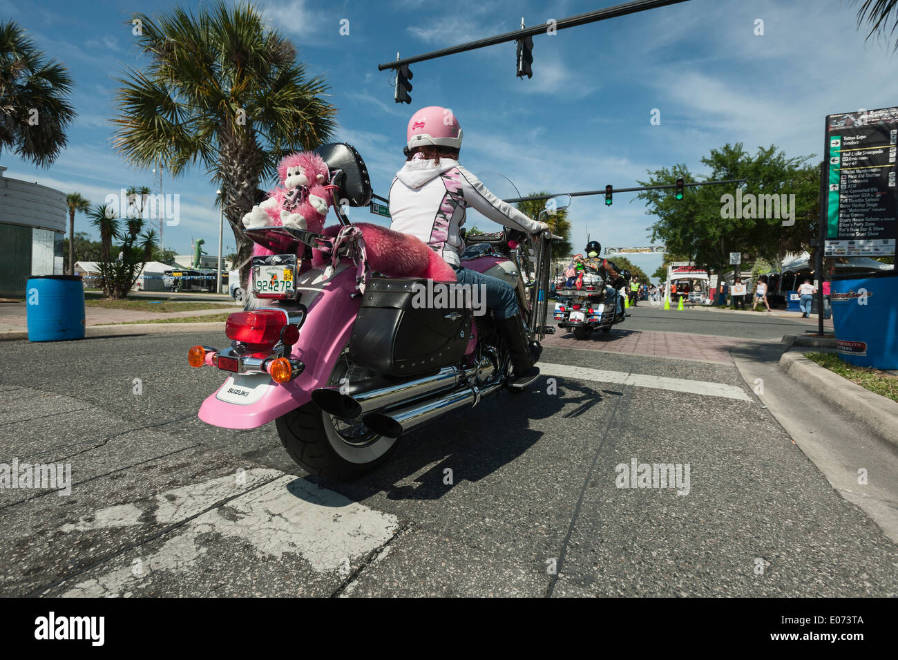 Pink harley davidson hi-res stock photography and images - Alamy