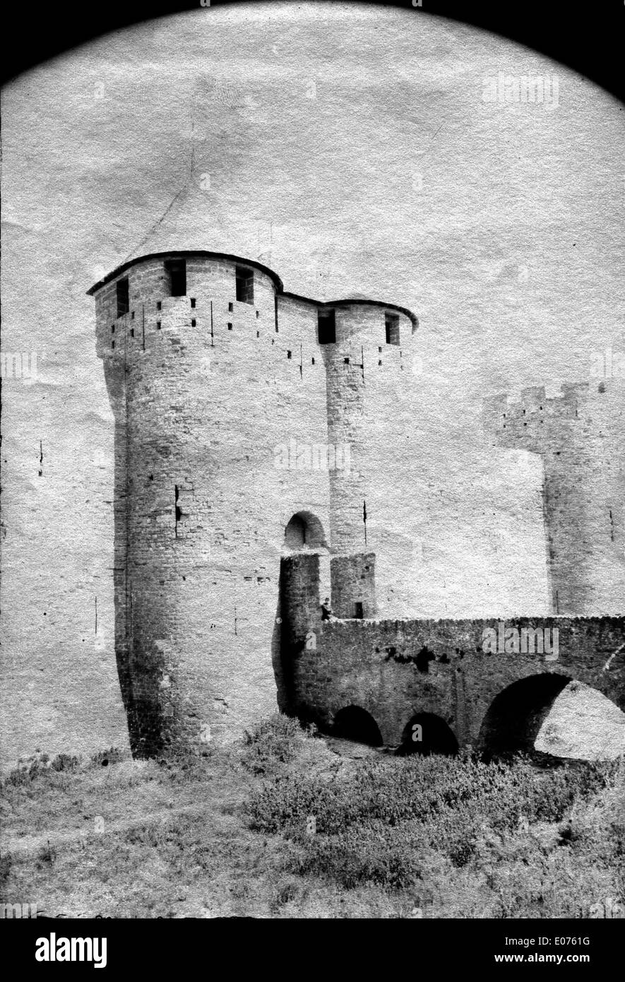 Carcassonne gates hi-res stock photography and images - Alamy