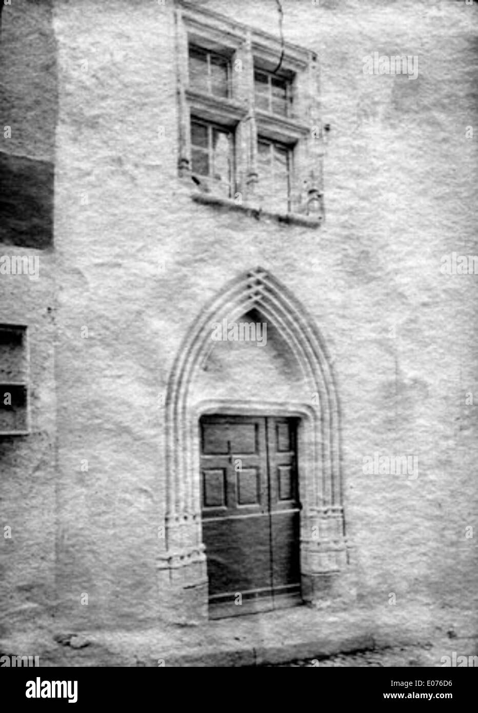 This architectural drawing by M. Mathet, titled 'Porte et fenÃªtre ...