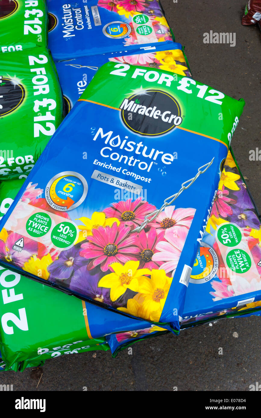 Moisture control hi-res stock photography and images - Alamy