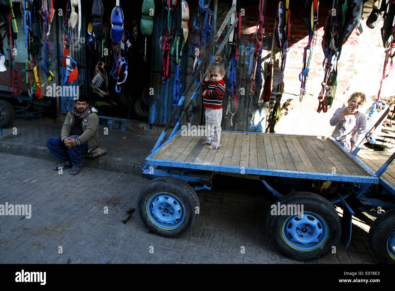Palestinians living in un refugee camp hi-res stock photography and ...