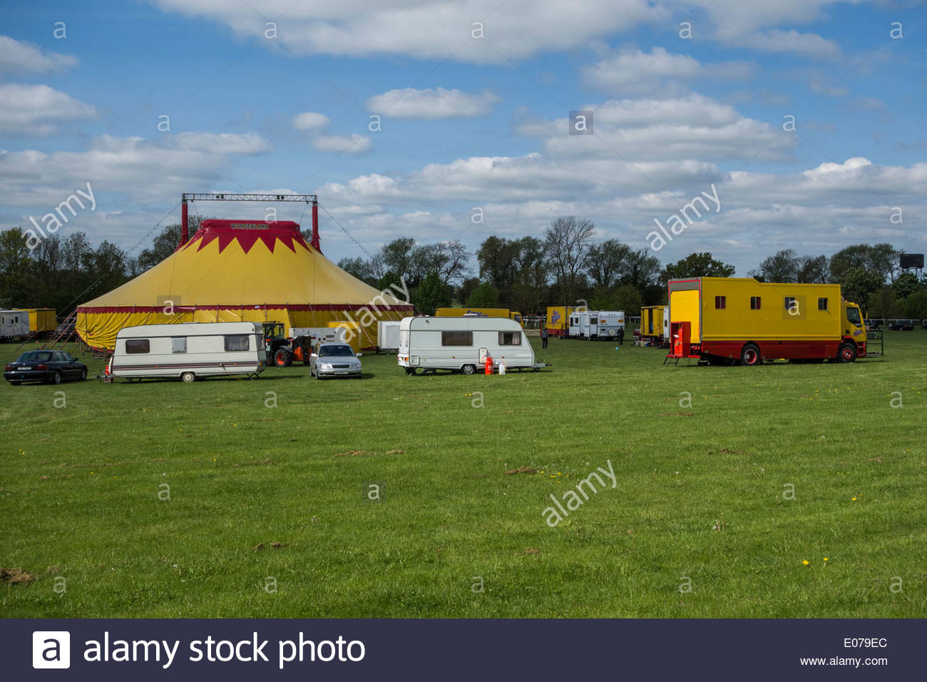 Travelling Circus High Resolution Stock Photography and Images - Alamy