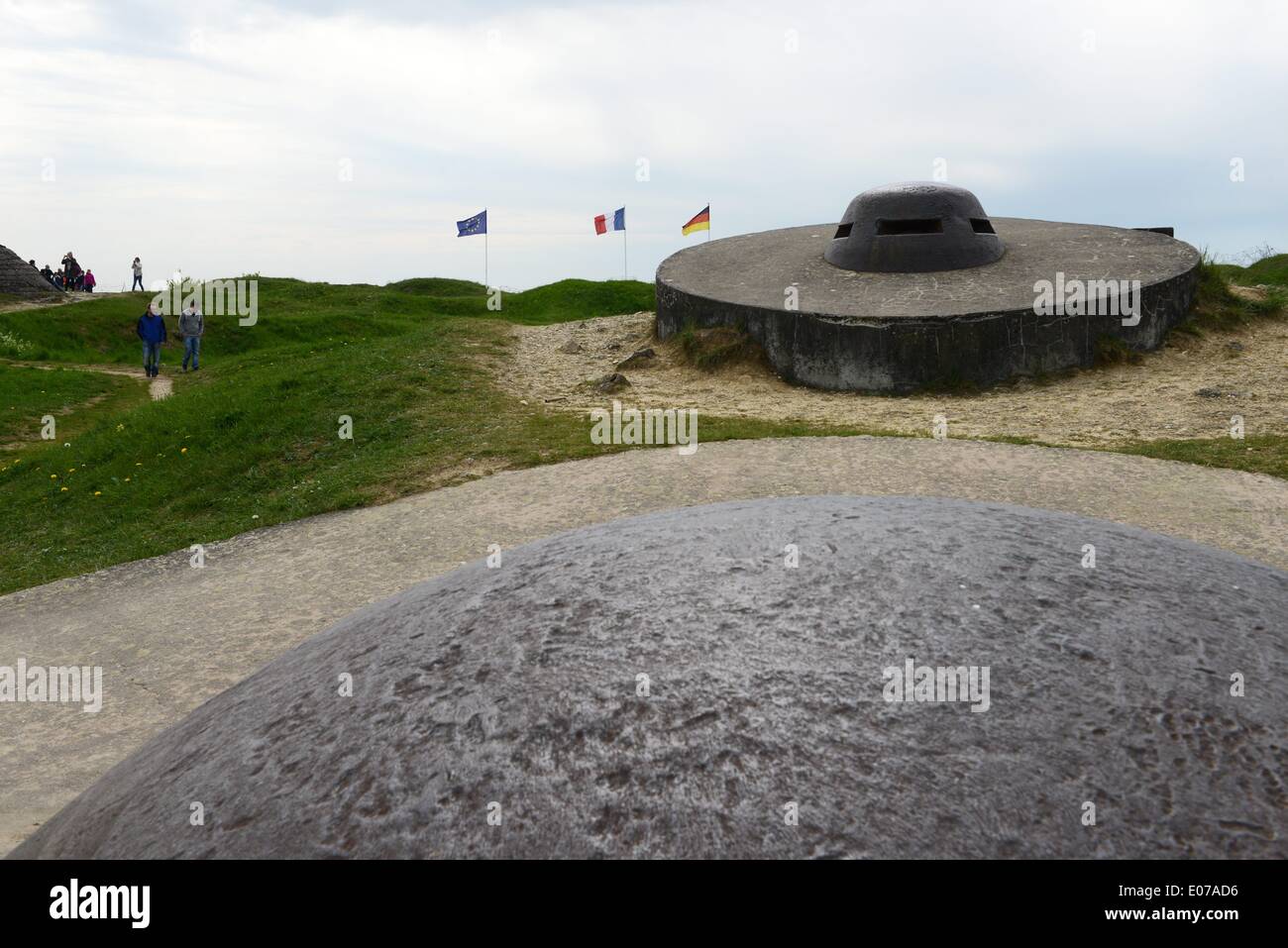 Gun turrets hi-res stock photography and images - Alamy