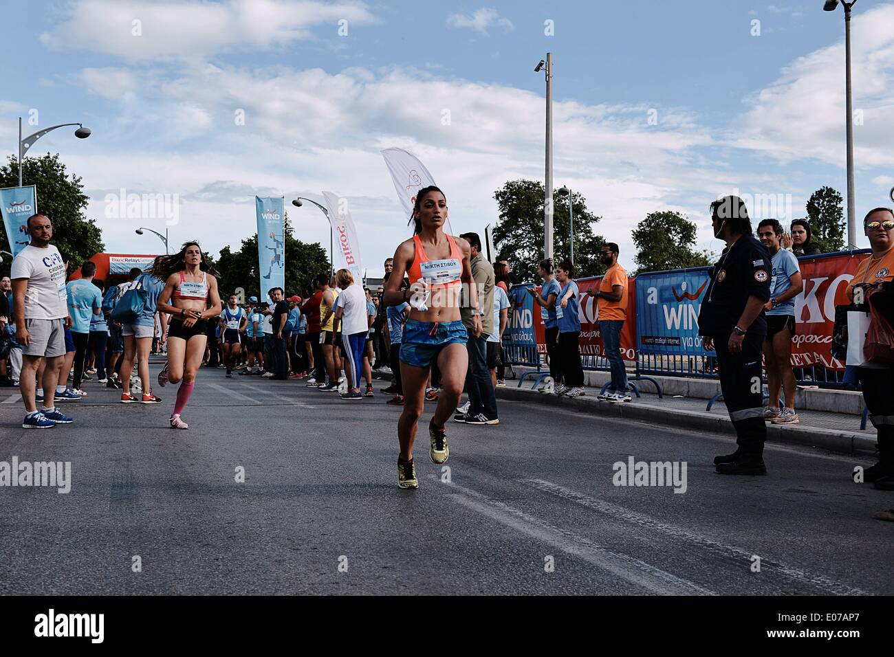May 4, 2014 - Thessaloniki, Greece - Athletes runing during the street ...