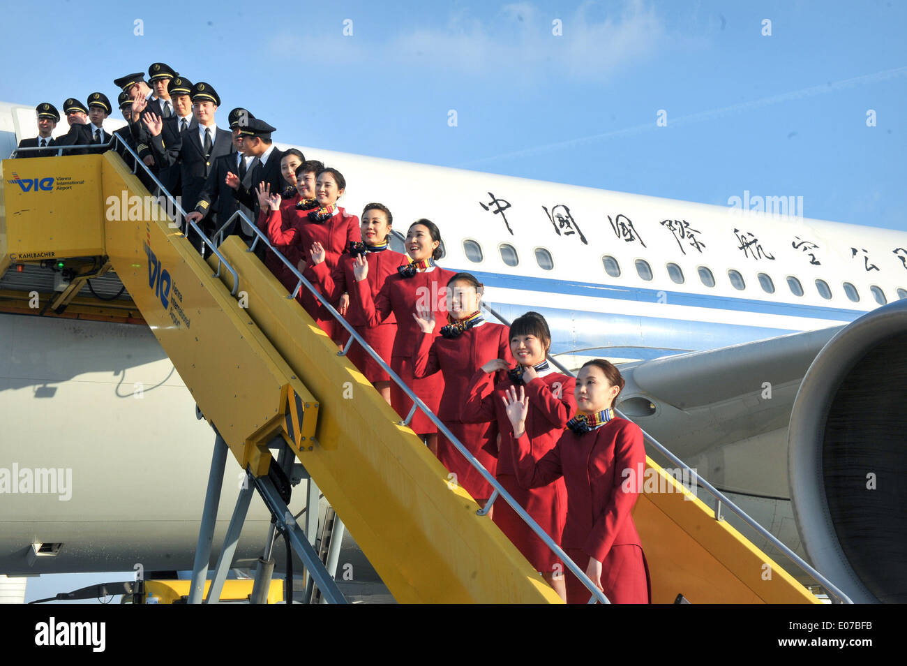 Vienna. 5th May, 2014. Crew members of Air China Flight CA841 pose for ...