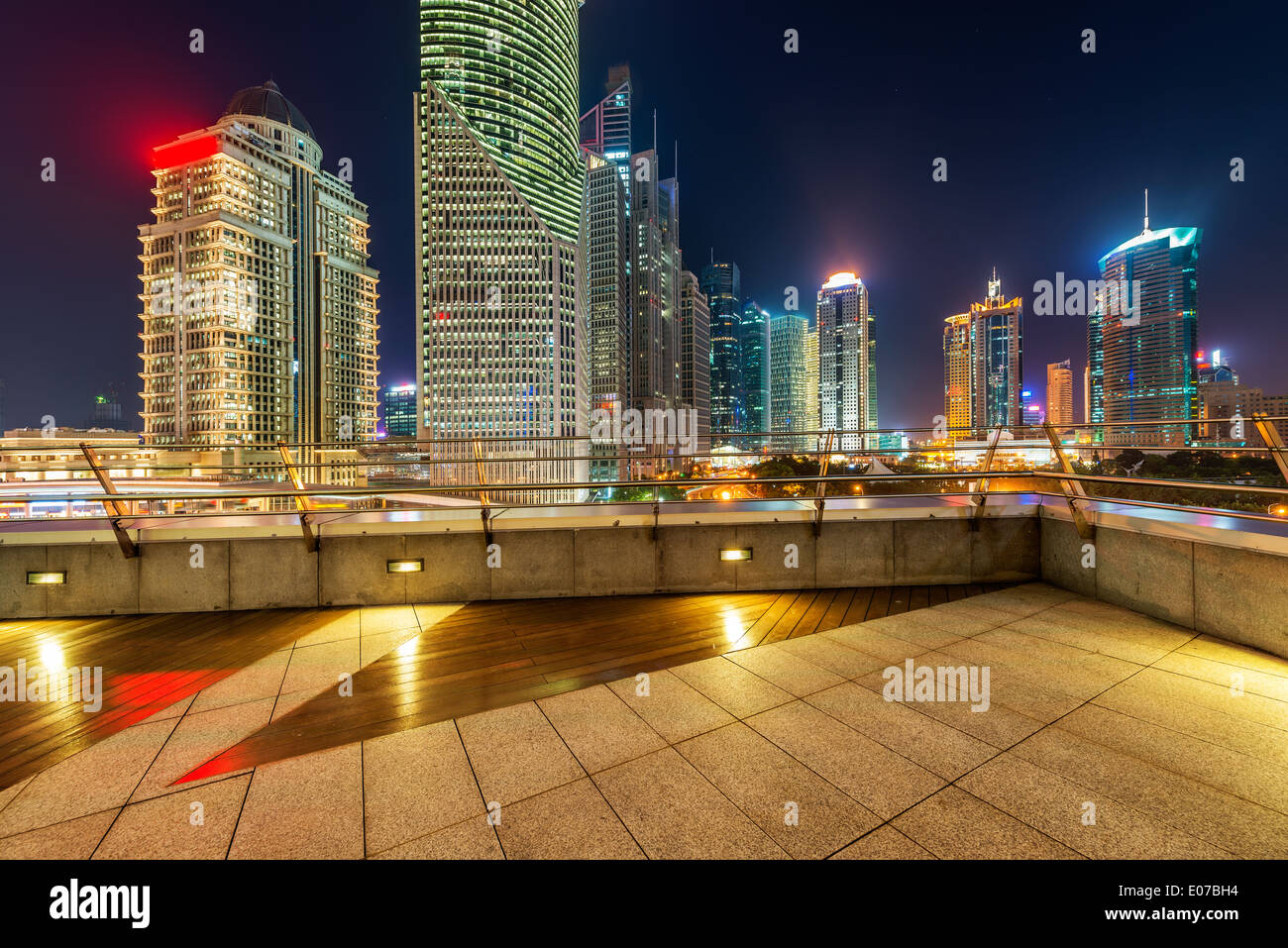 Asia asian street scene architecture building hi-res stock photography ...