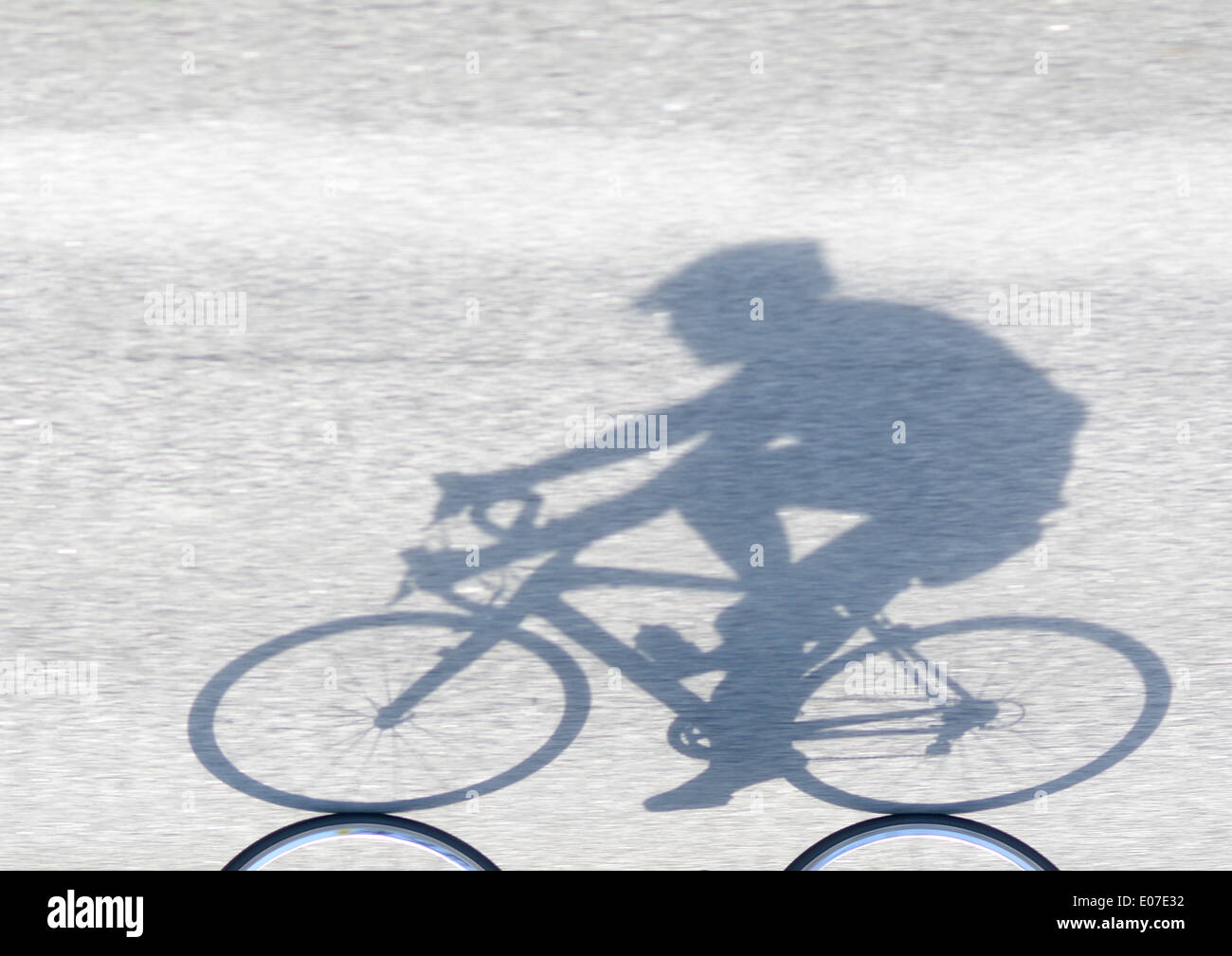 Cast shadow hi-res stock photography and images - Alamy