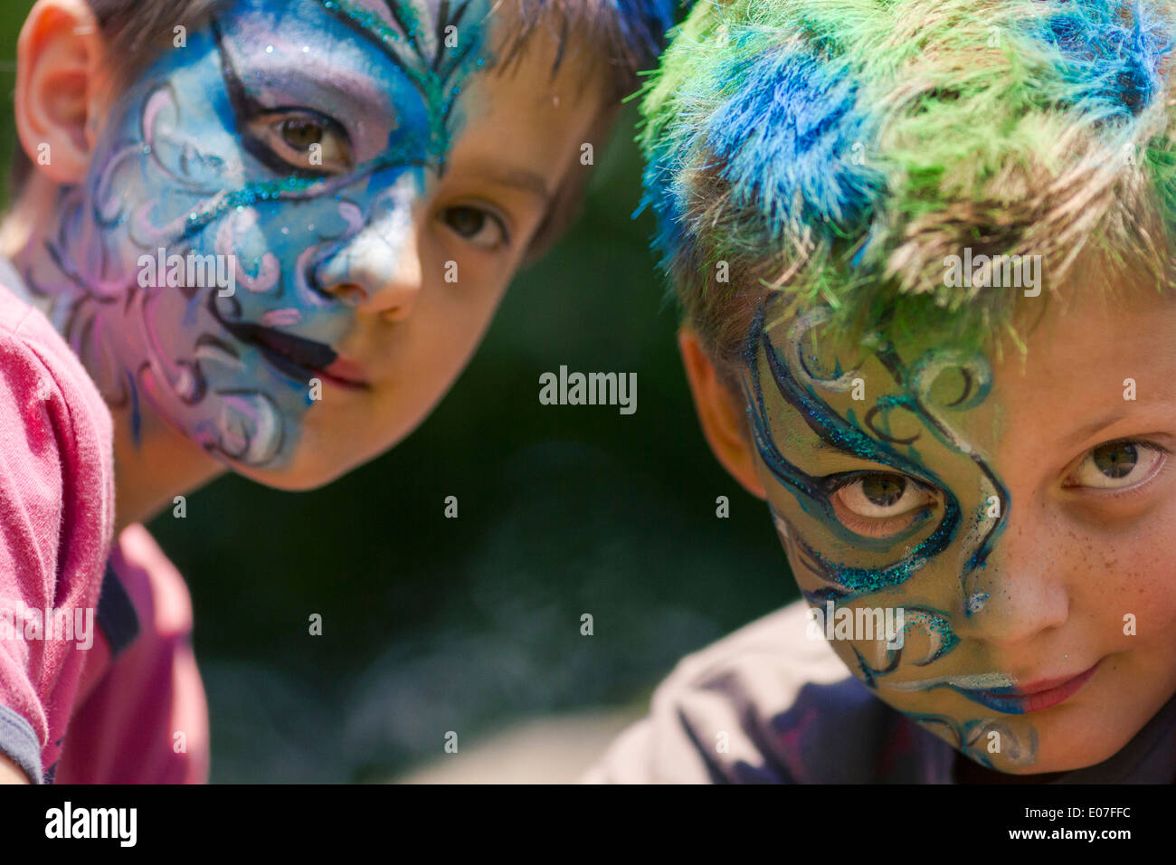 Europe face paint hi-res stock photography and images - Alamy