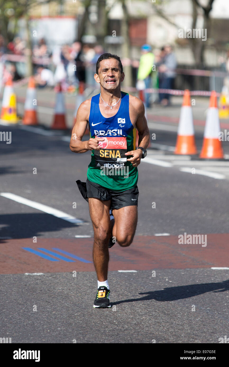 Tito SENA running in the Virgin Money London Marathon 2014, The Highway ... Tito SENA running in the Virgin Money London Marathon 2014, The Highway ...