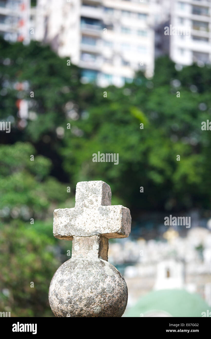 Simple stone hi-res stock photography and images - Alamy