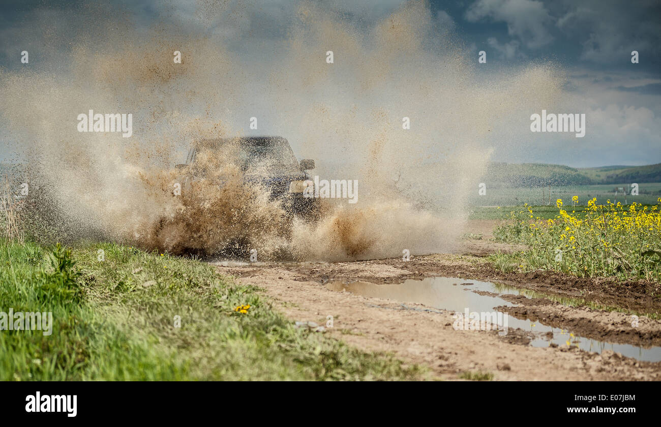 Off road car Stock Photo - Alamy