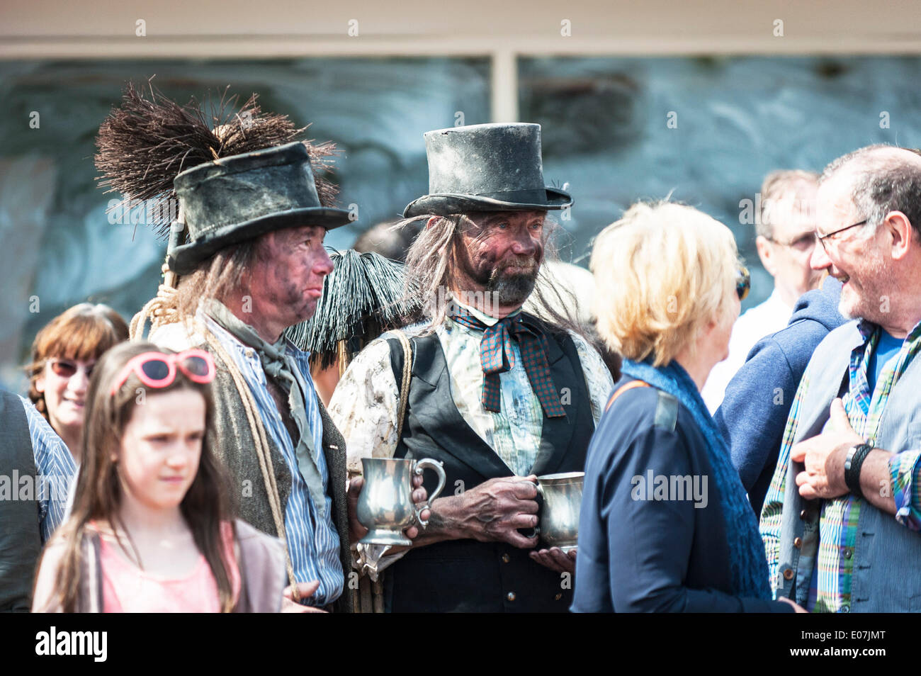 Rochester, Kent, UK. 5th May, 2014. Chimney sweep characters chatting ...