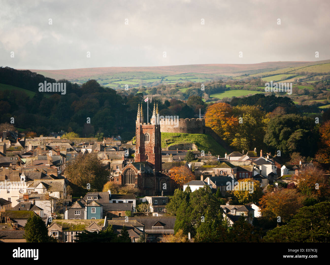 Totnes castle hi-res stock photography and images - Alamy