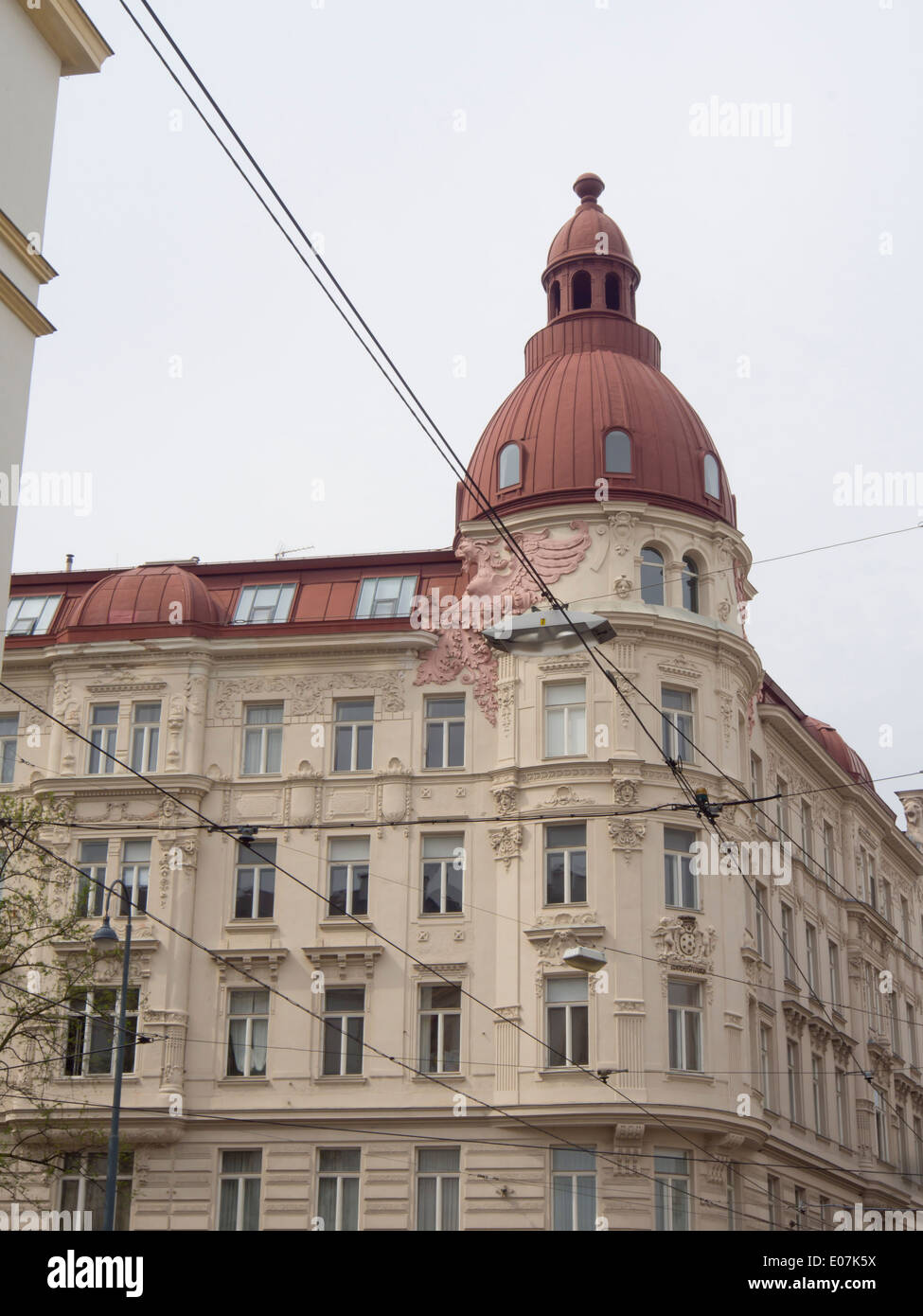 Rounded corner tower hi-res stock photography and images - Alamy