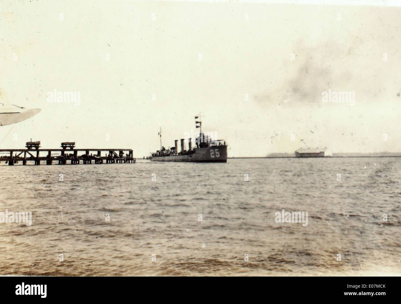 Uss terry in world war i hi-res stock photography and images - Alamy