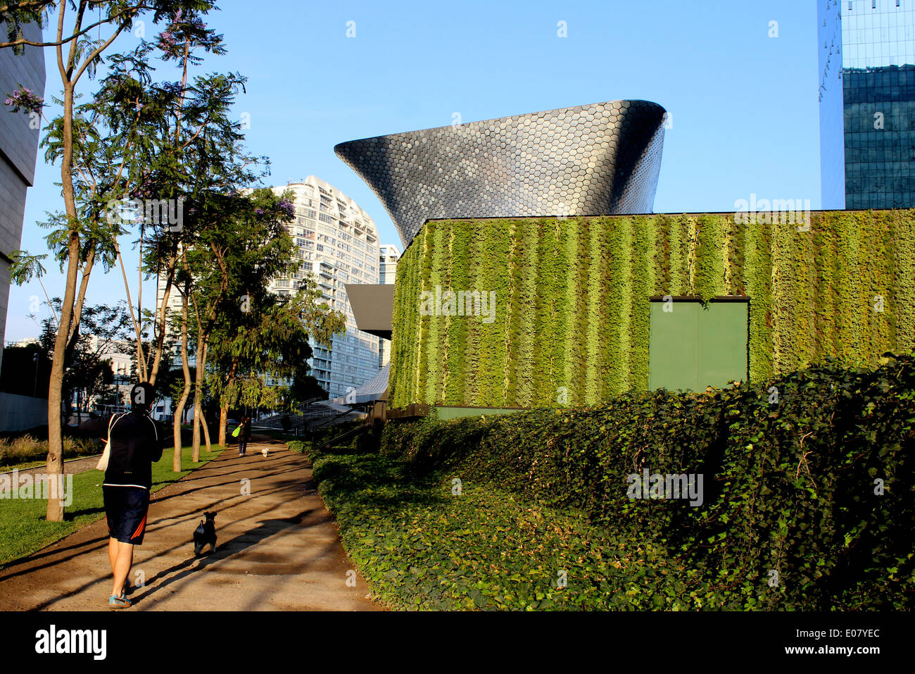 Modern museum landscape landscape hi-res stock photography and images ...