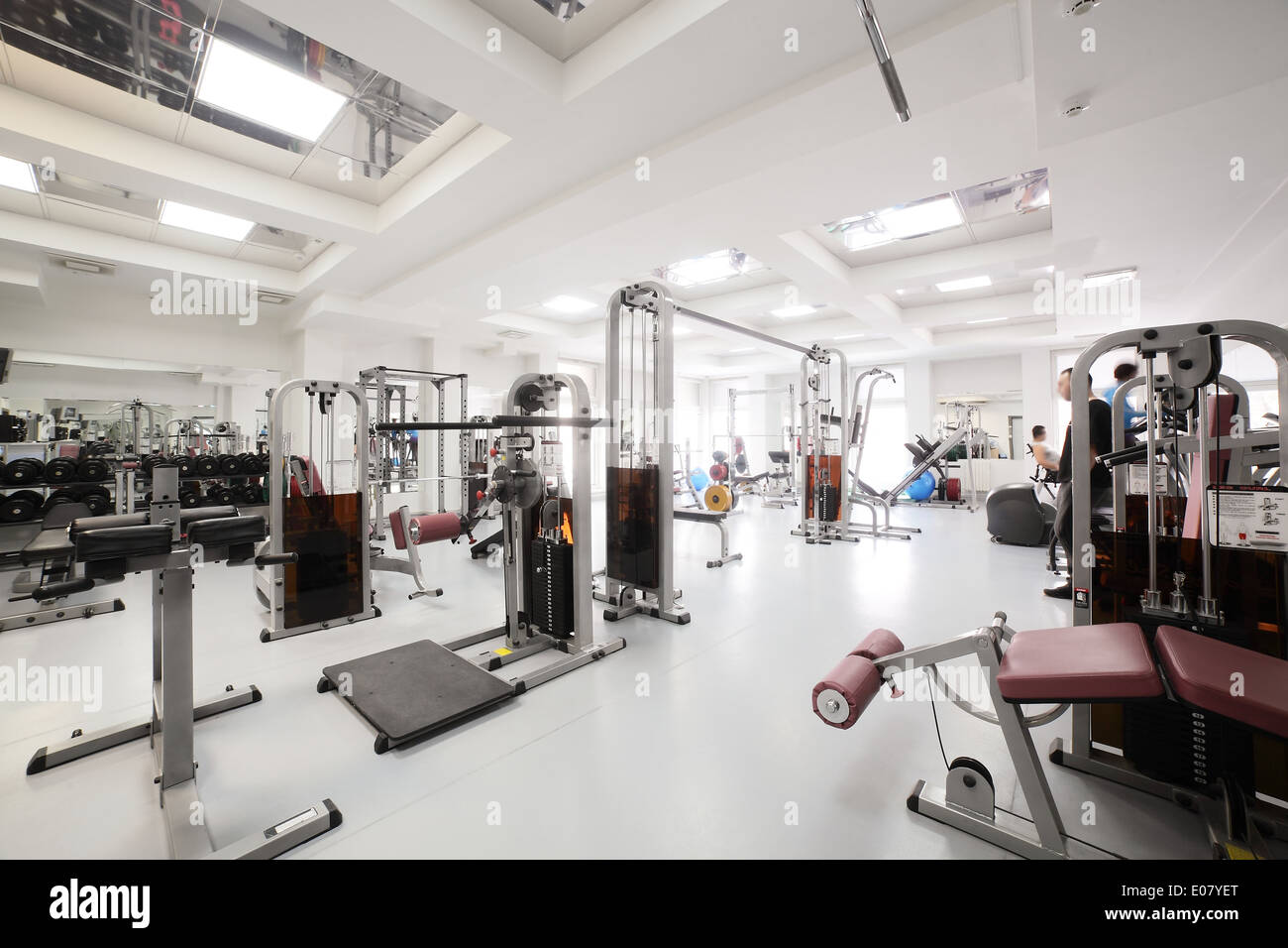 View empty gym inside building hi-res stock photography and images - Alamy