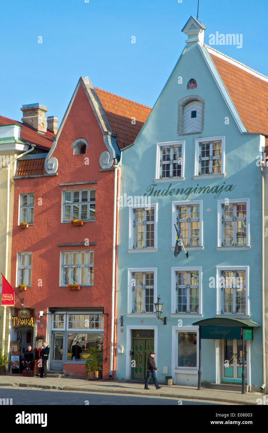 Tallinn town hall square hi-res stock photography and images - Alamy