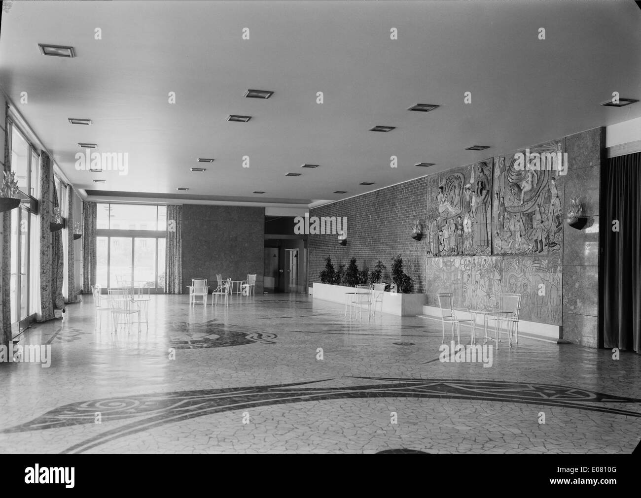 Modern hospitality design Black and White Stock Photos & Images - Alamy