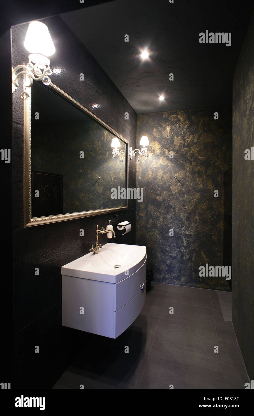 clean and clear modern restroom with a lot of light Stock Photo - Alamy