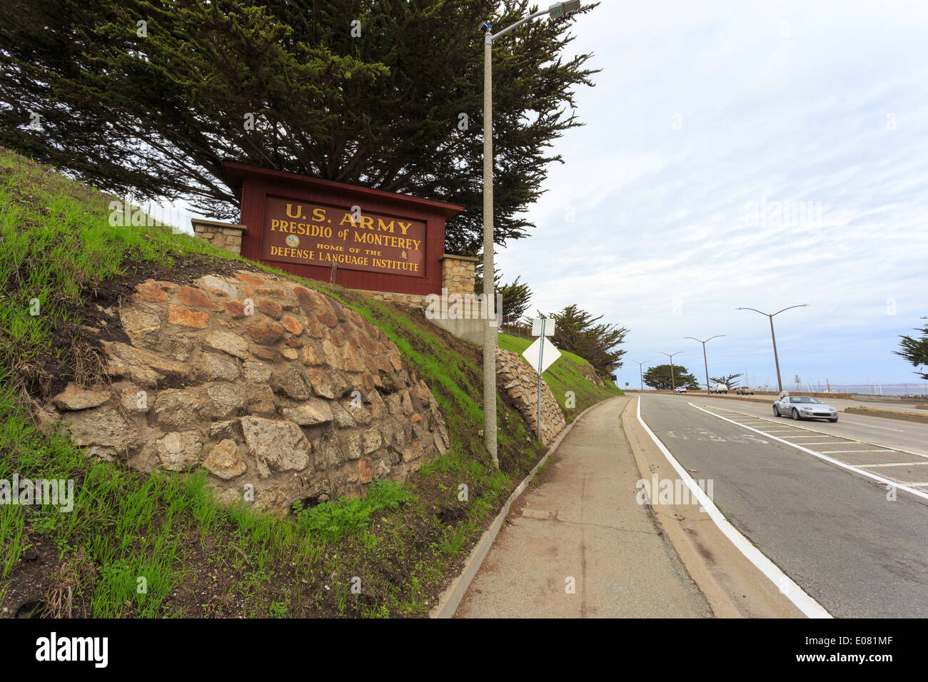 Army sign base hi-res stock photography and images - Alamy