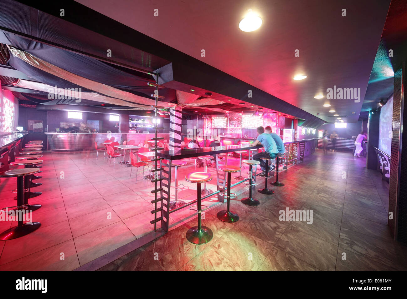 Cafe concert stage to room hi-res stock photography and images - Alamy