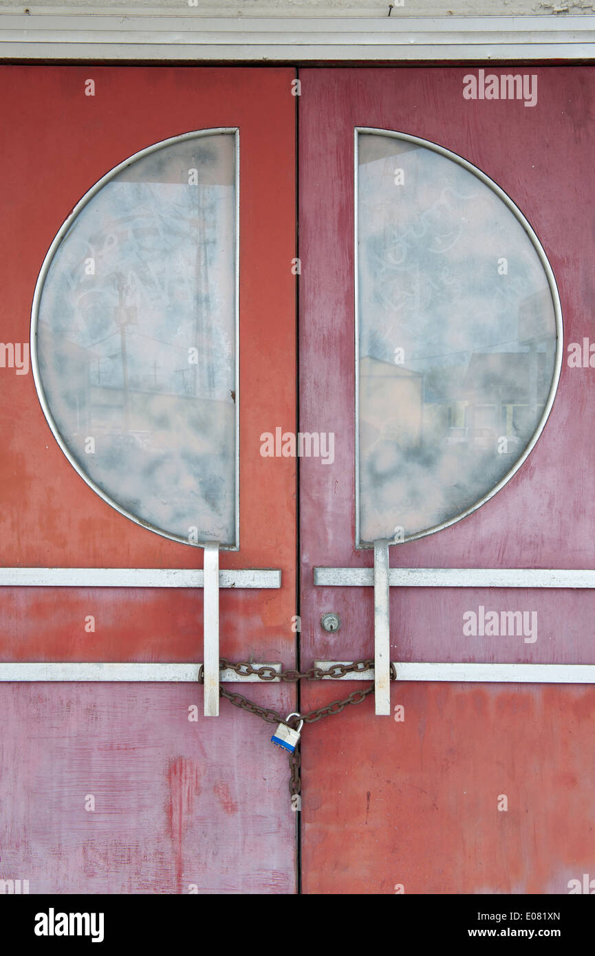 Chained door hi-res stock photography and images - Alamy