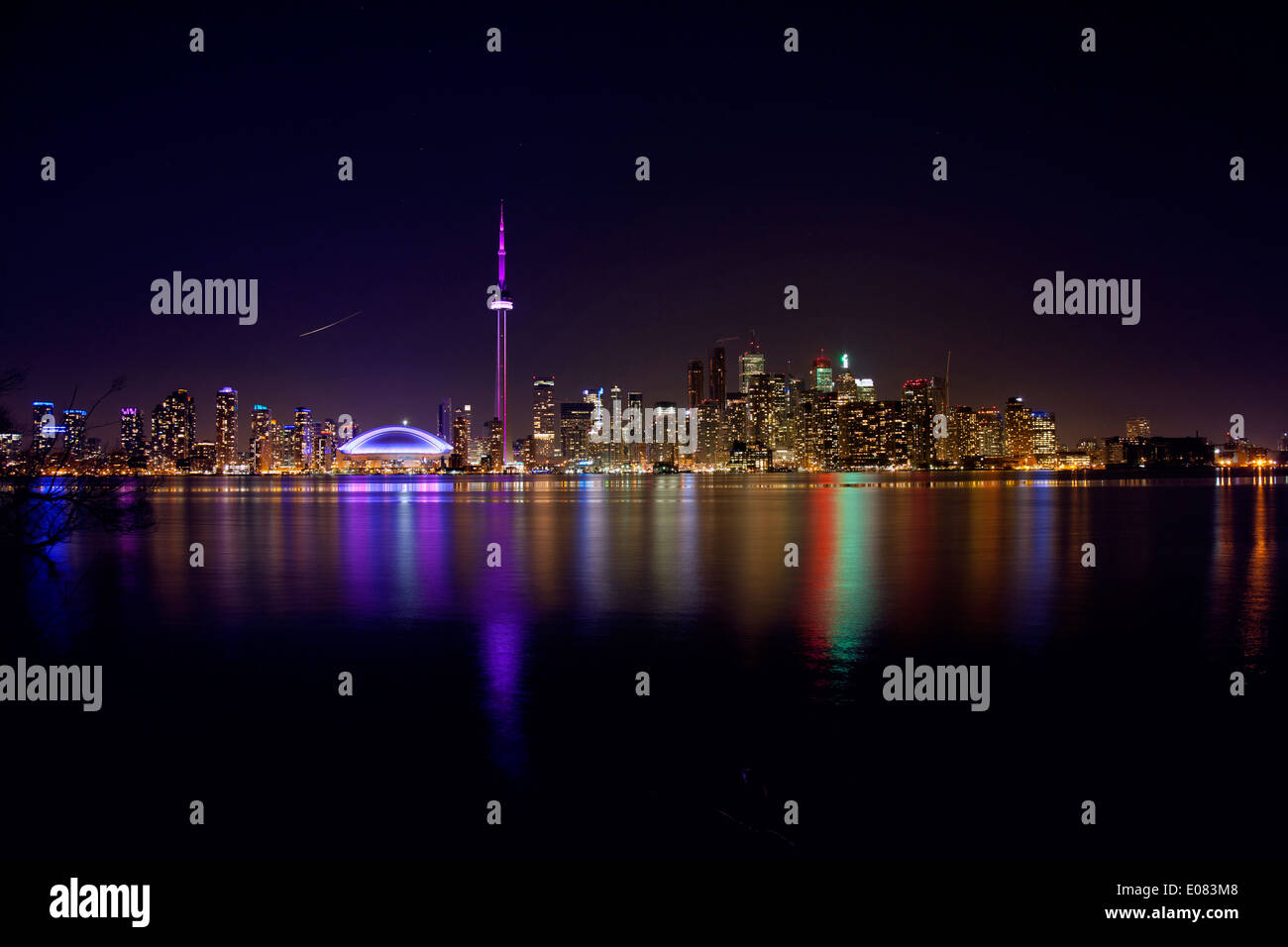 toronto skyline at night Stock Photo - Alamy