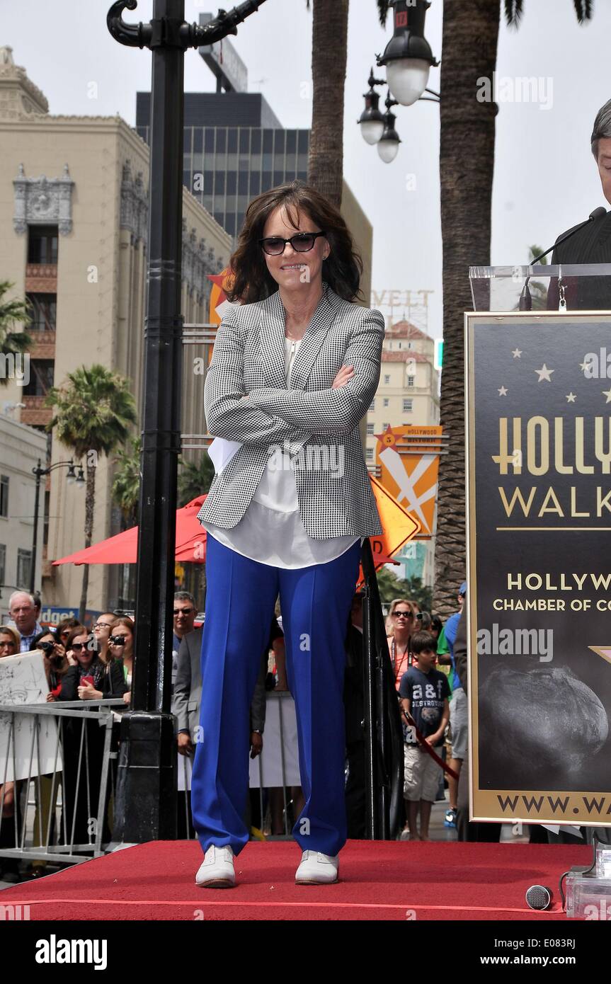Sally field hollywood walk hi-res stock photography and images - Alamy