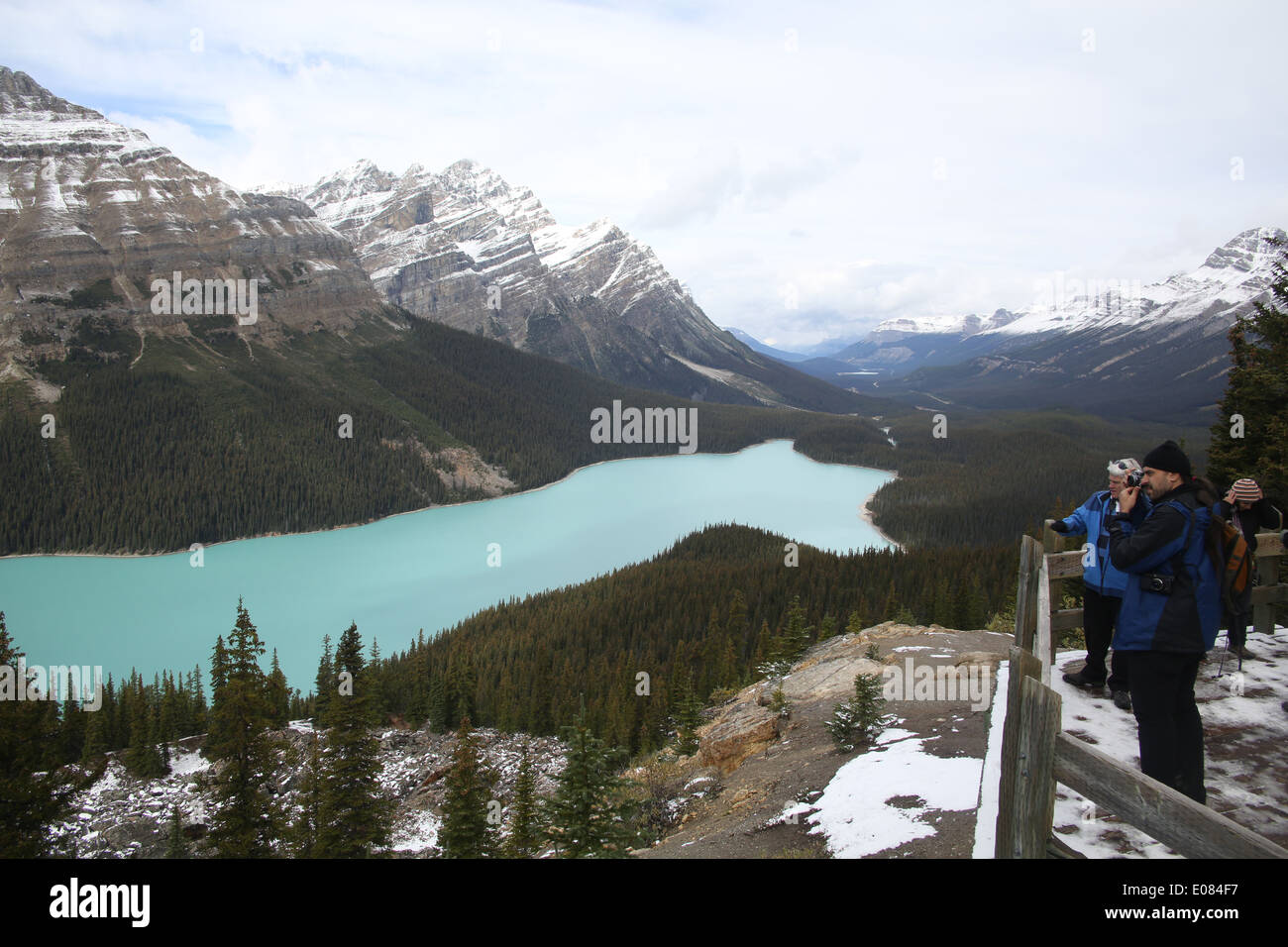 general view of the canadian rockies Stock Photo - Alamy