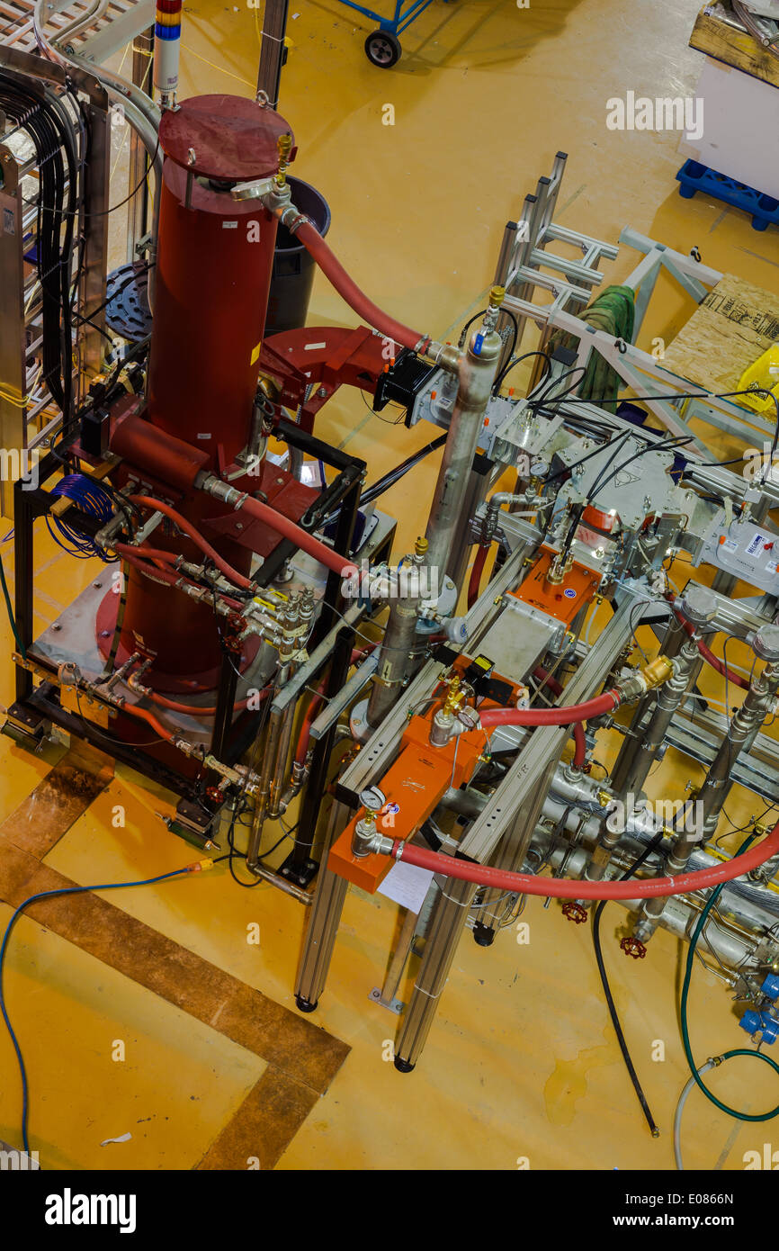 Klystron Installation At An Electron Linear Accelerator Laboratory
