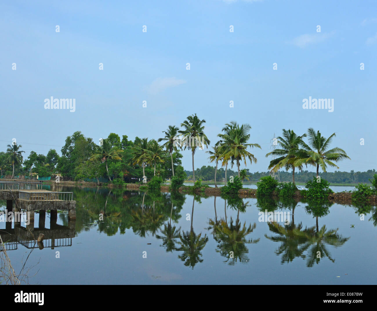 Kuttanad hi-res stock photography and images - Alamy