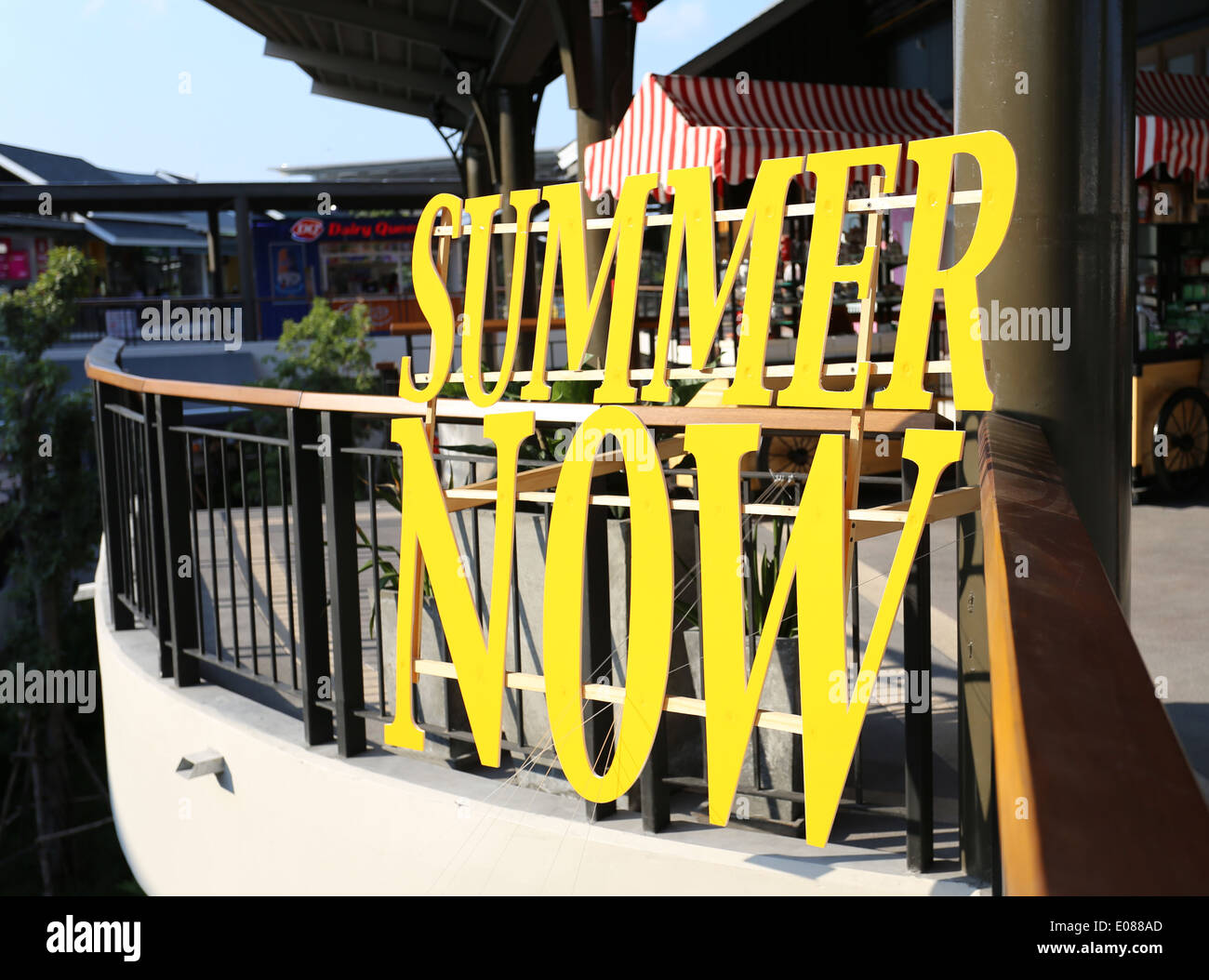 New yellow color hi-res stock photography and images - Alamy